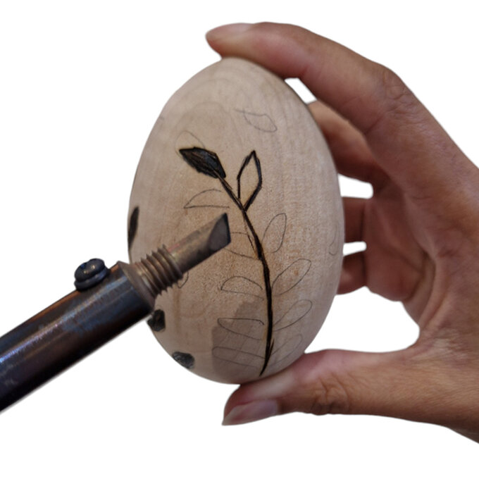 How to Make Pyrography Easter Eggs | Hobbycraft