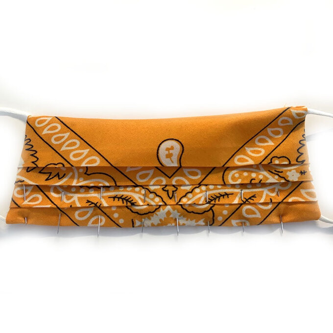 How to Make a Face Covering Using a Bandana | Hobbycraft