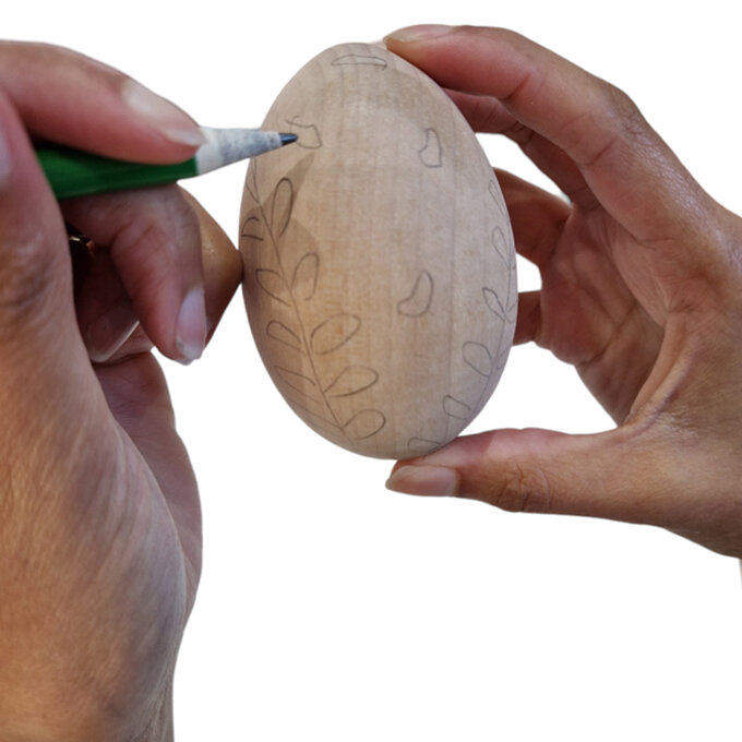 How to Make Pyrography Easter Eggs | Hobbycraft