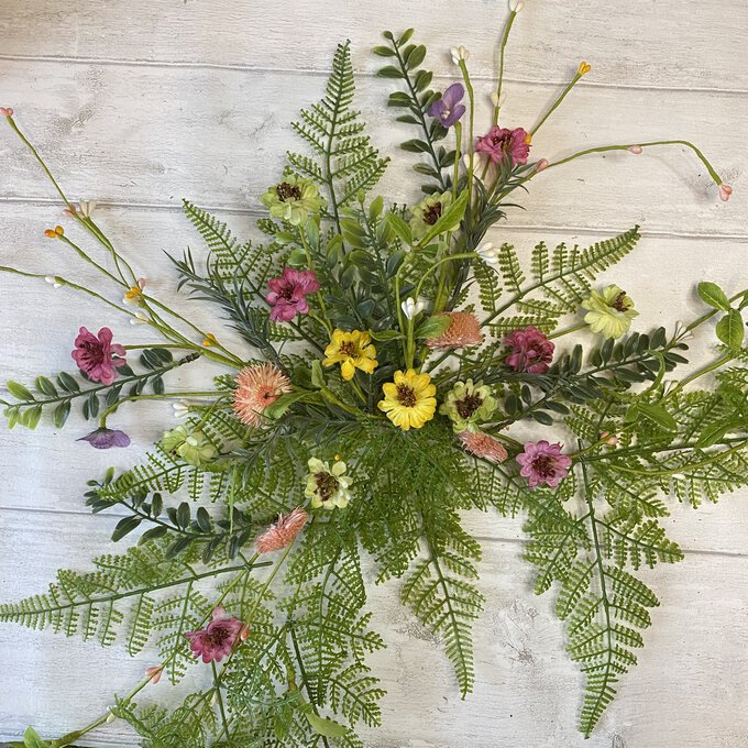 How to Make a Spring Foliage Garland | Hobbycraft