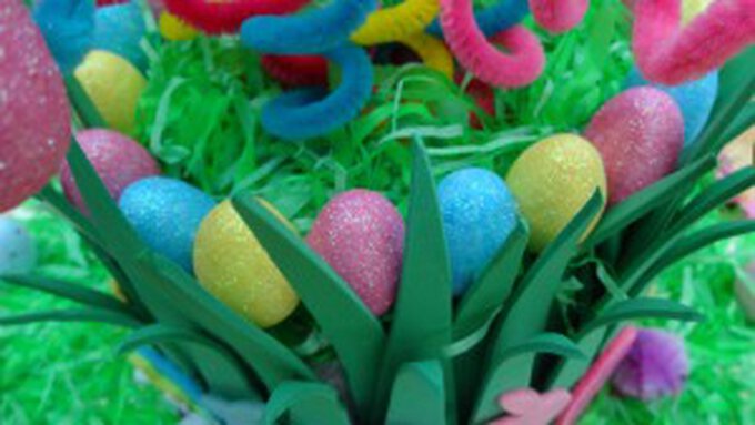 How to Make a Spectacular Easter Bonnet | Hobbycraft
