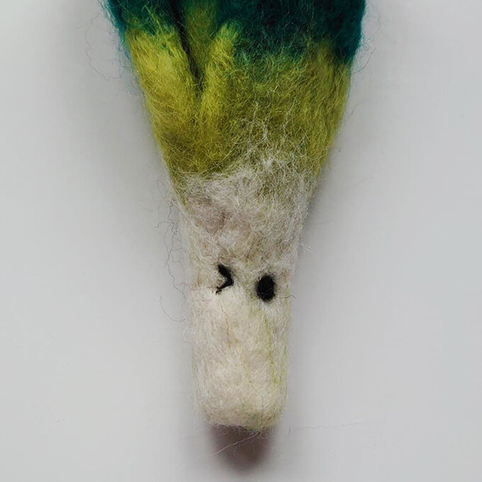 How to Make Needle Felted Leeks | Hobbycraft