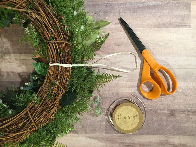 How to Make a Pink Floral Spring Wreath | Hobbycraft