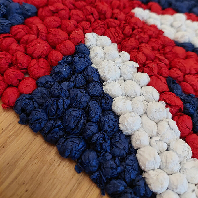 How to Make a Union Flag with Tissue Paper | Hobbycraft