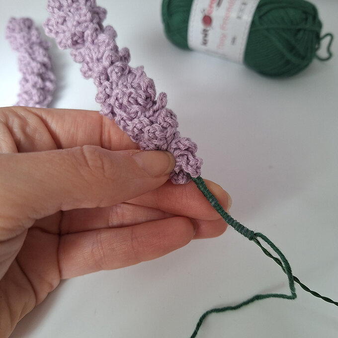 How to Crochet a Floral Spring Wreath