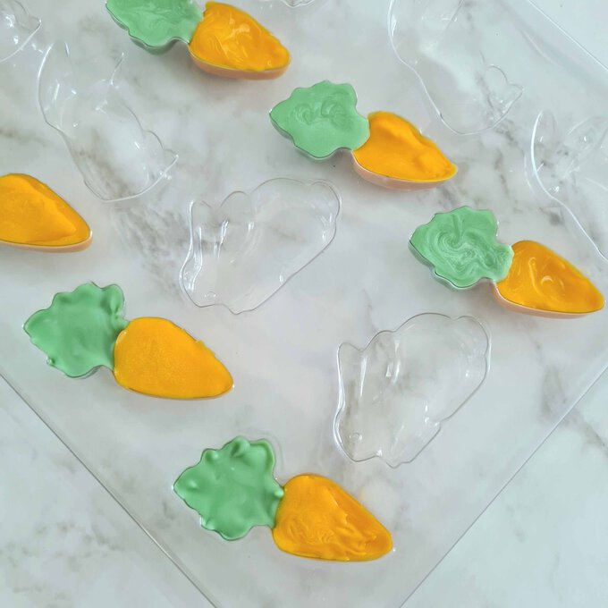 How to Make a Layered Easter Cake | Hobbycraft