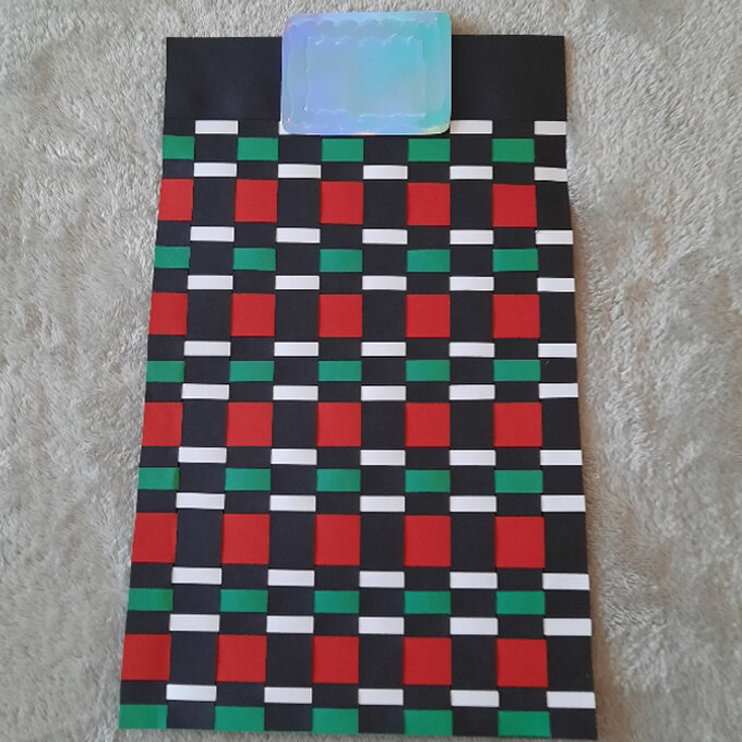 How to Make Paper Woven Tartan | Hobbycraft