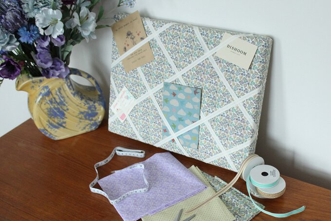 How to Make a Ribbon Noticeboard | Hobbycraft