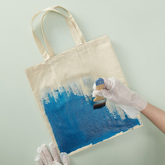How to Make an Ombre Dyed Tote Bag | Hobbycraft