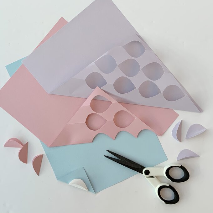 How to Make a Spring Paper Wreath | Hobbycraft