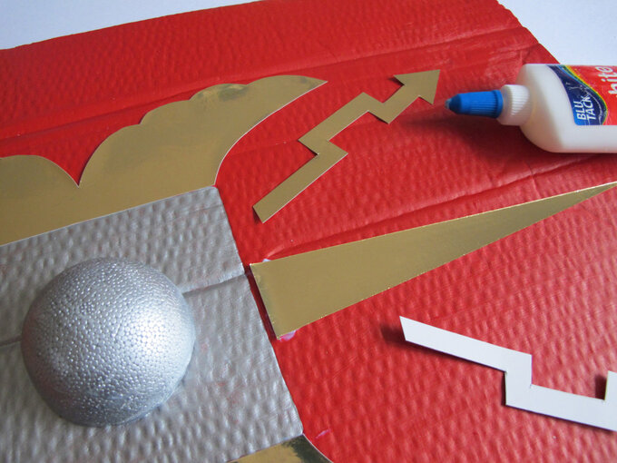 How to Make a Roman Shield | Hobbycraft