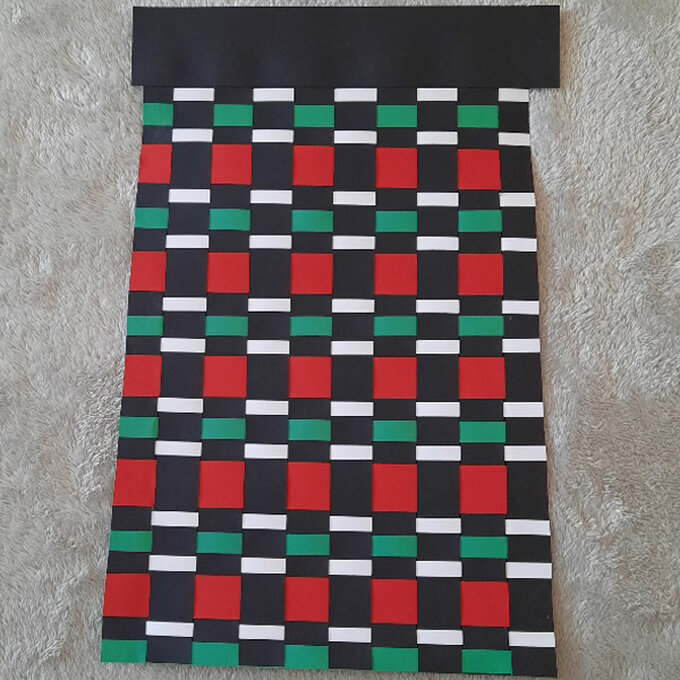 How to Make Paper Woven Tartan | Hobbycraft