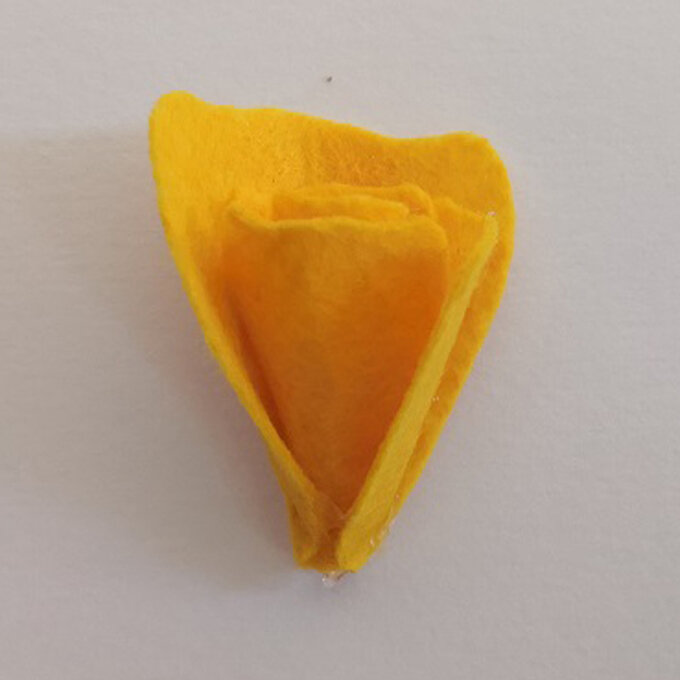 2 Easy Felt Flower Crafts for Spring | Hobbycraft