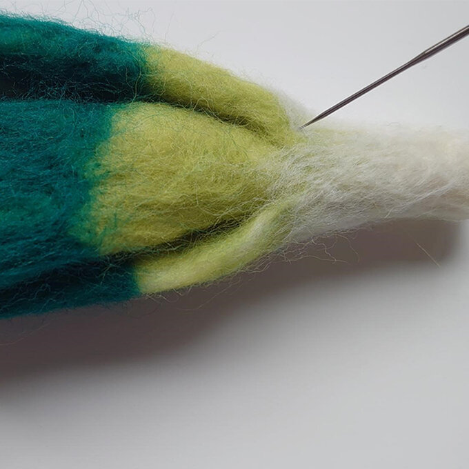 How to Make Needle Felted Leeks | Hobbycraft