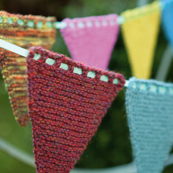 easy knitting patterns uk