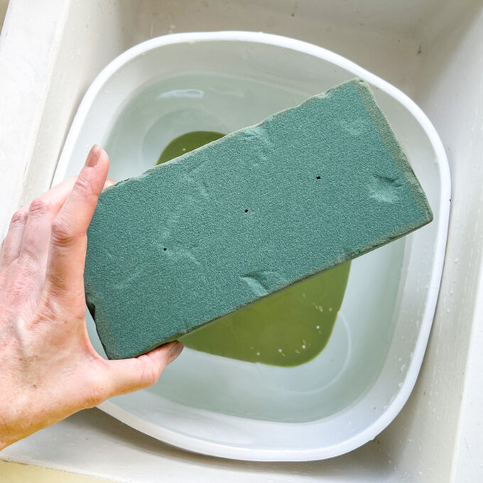 How to Make a DIY Easter Mantle Display | Hobbycraft