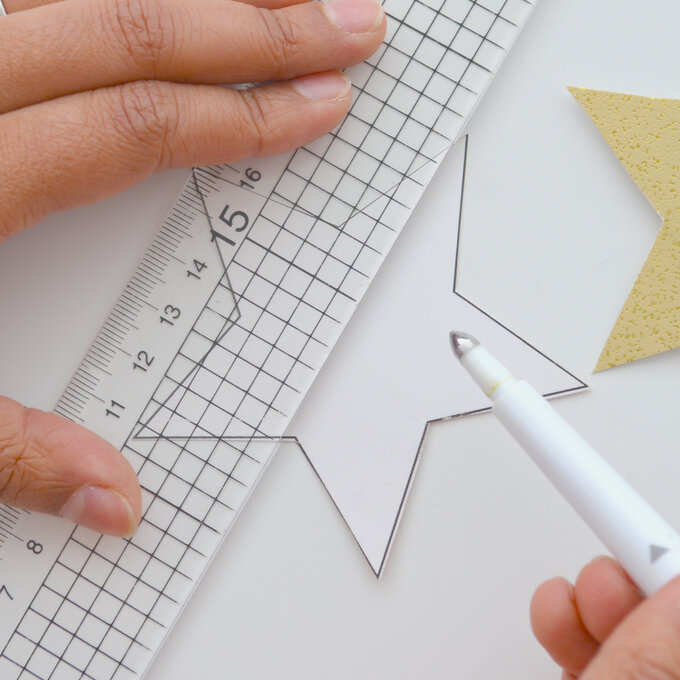 How to Make a Paper Star Garland | Hobbycraft