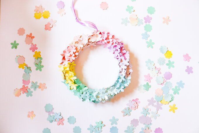 Cricut: How to Make a Paper Flower Spring Wreath | Hobbycraft