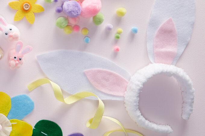 How to Make Easter Bunny Headbands | Hobbycraft