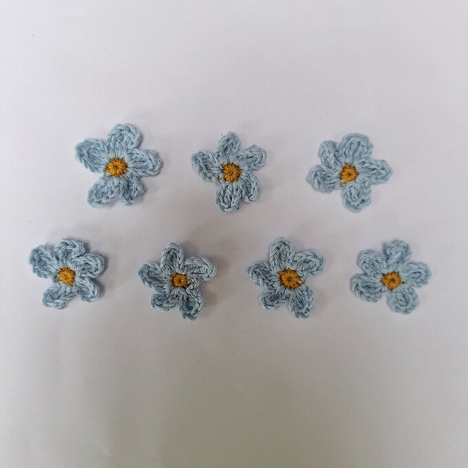 How to Crochet a Floral Spring Wreath