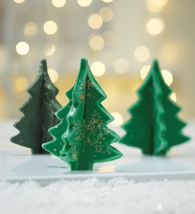 How to Make 3D Chocolate Christmas Trees | Hobbycraft