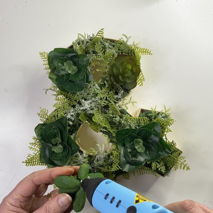 How to Make Floral Fillable Letters | Hobbycraft