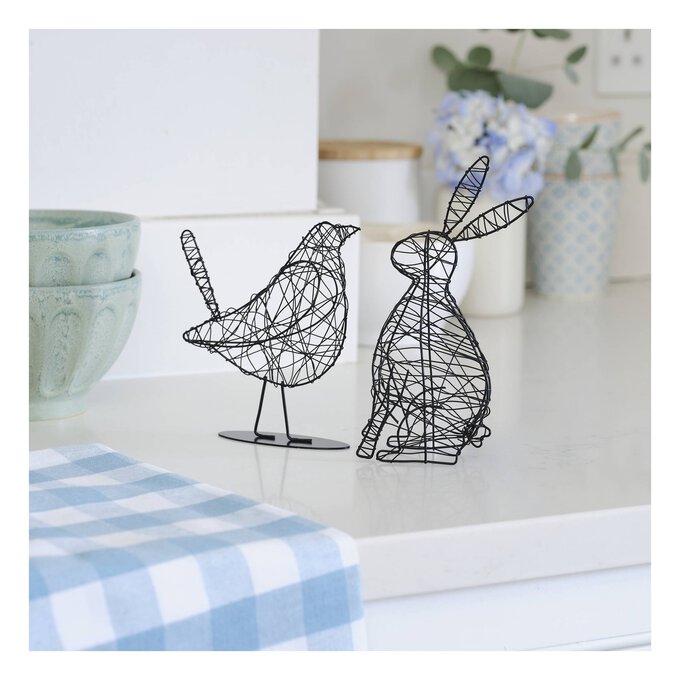 Decorative Bird Plates In Wire Holder The 2 Best Smart Bird Feeders Of