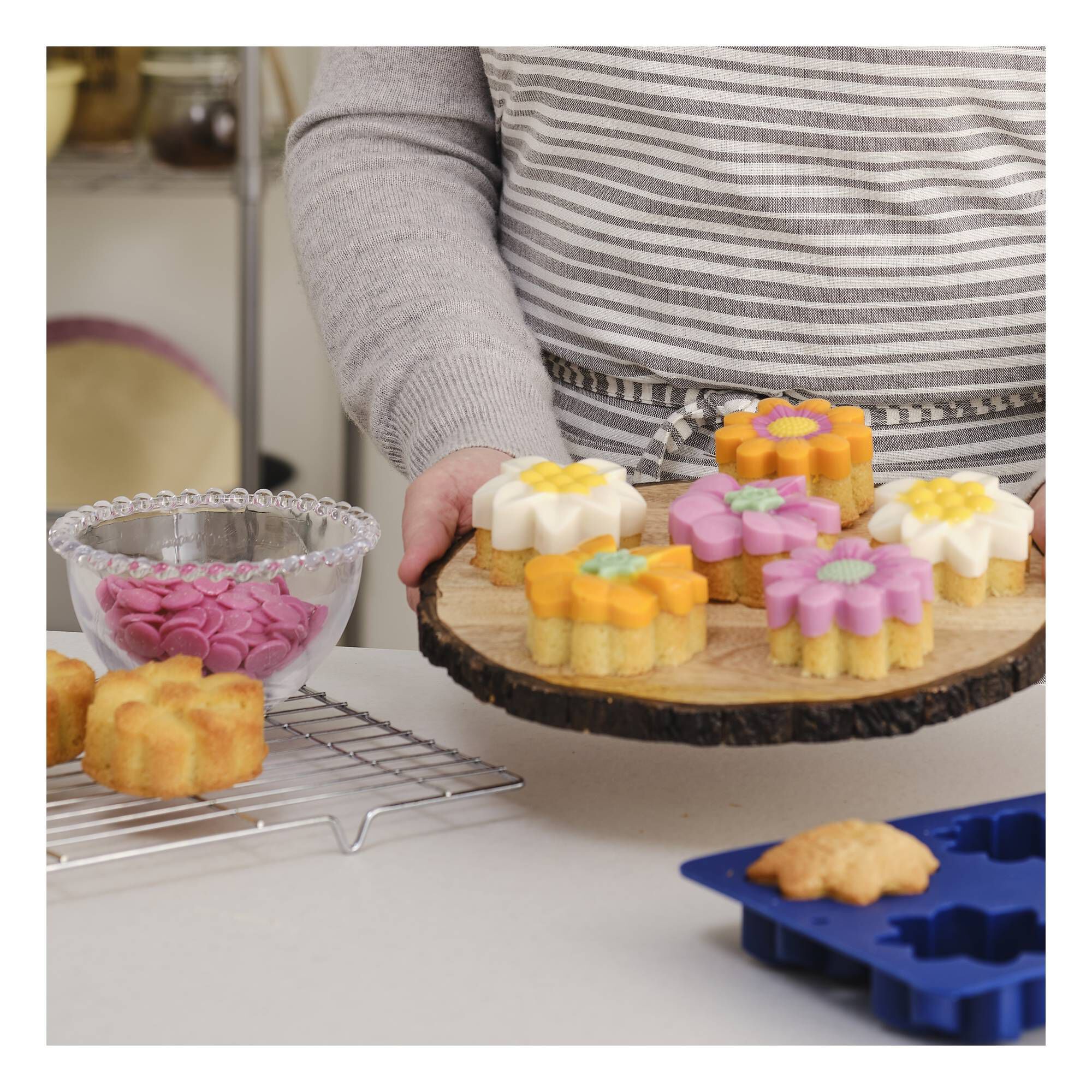 Whisk Flower Silicone Muffin Tray 6 Wells | Hobbycraft