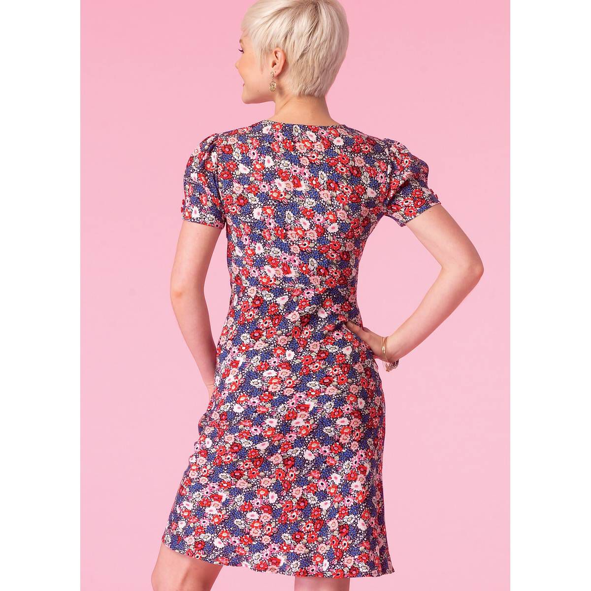 McCall’s Women’s Dress Sewing Pattern M7116 (8-16) | Hobbycraft