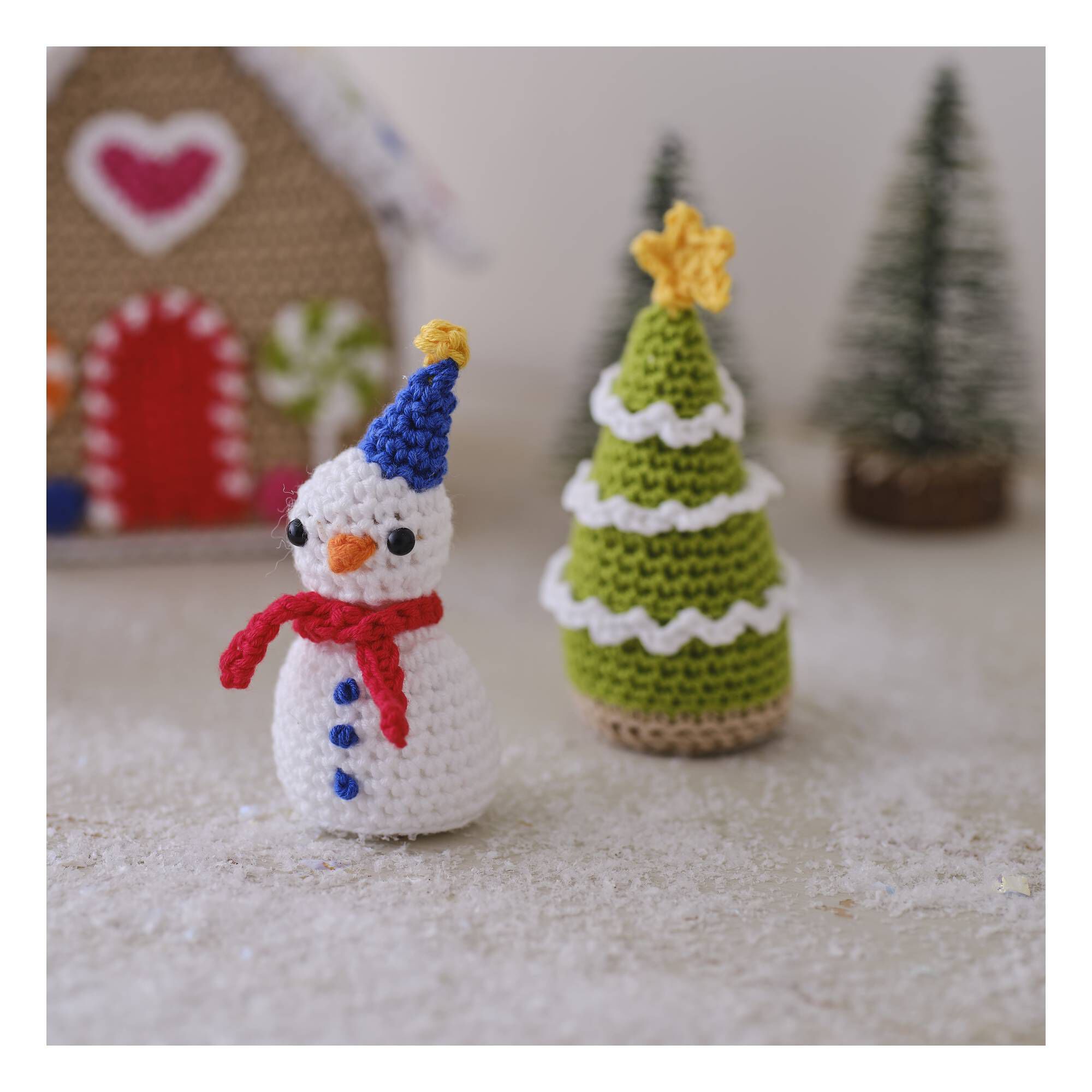 Gingerbread Town Advent CAL Bundle | Hobbycraft