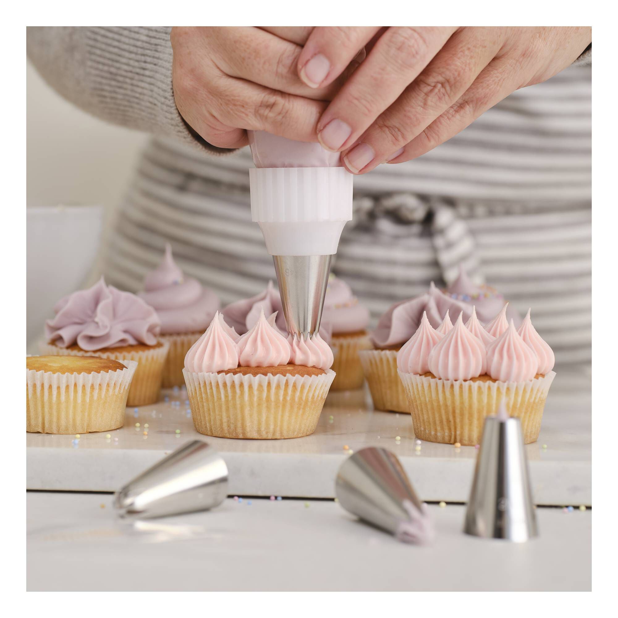 Whisk Cake Decoration Set 12 Pieces | Hobbycraft