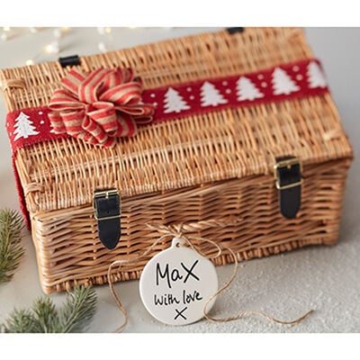 How to Make a Christmas Hamper | Hobbycraft