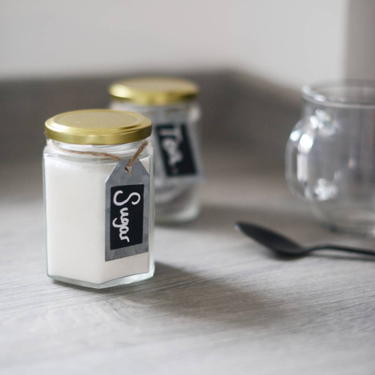 Uni-ball White Chalk Bullet Marker | Hobbycraft