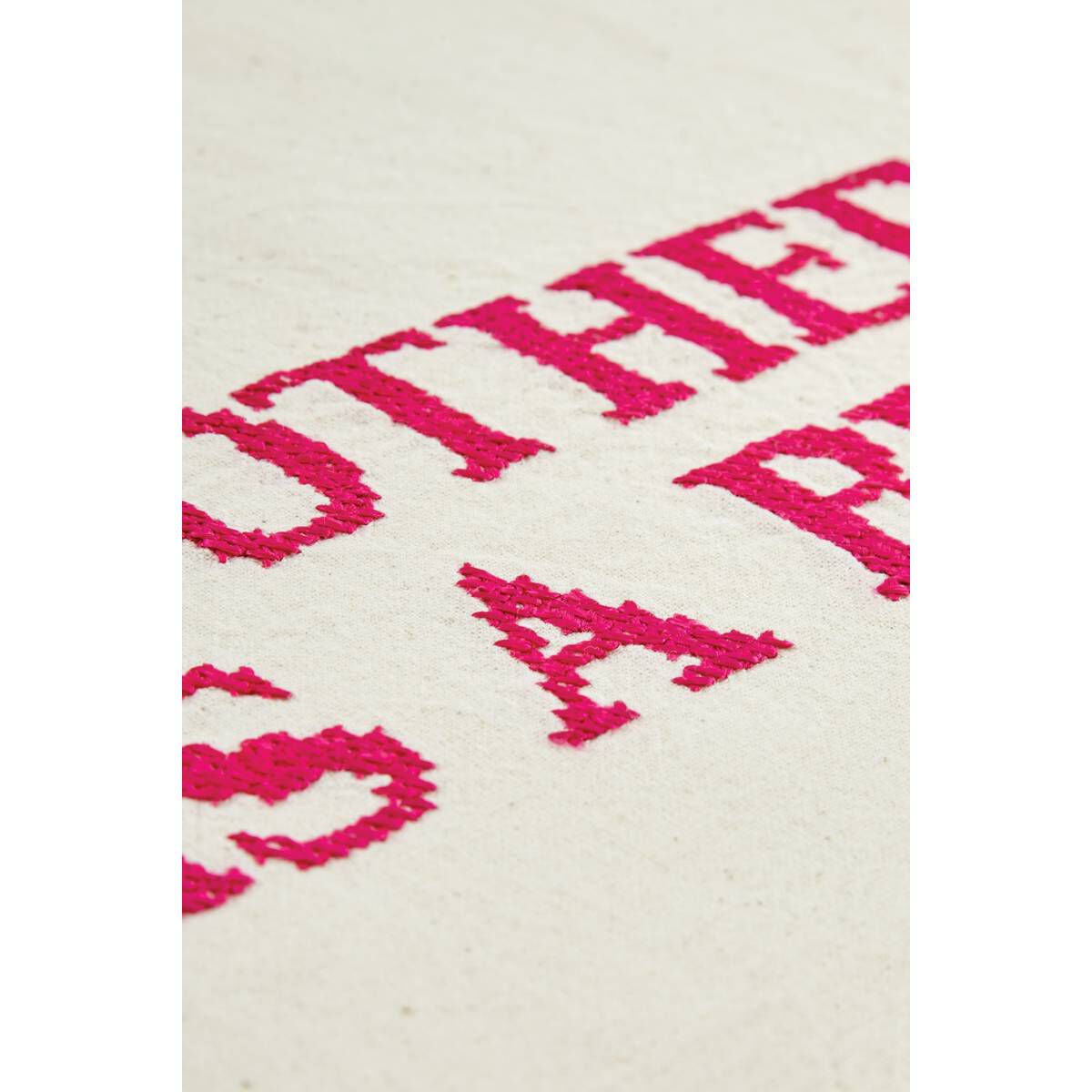 FREE PATTERN DMC Mixed Font Alphabet Cross Stitch 0114 | Hobbycraft