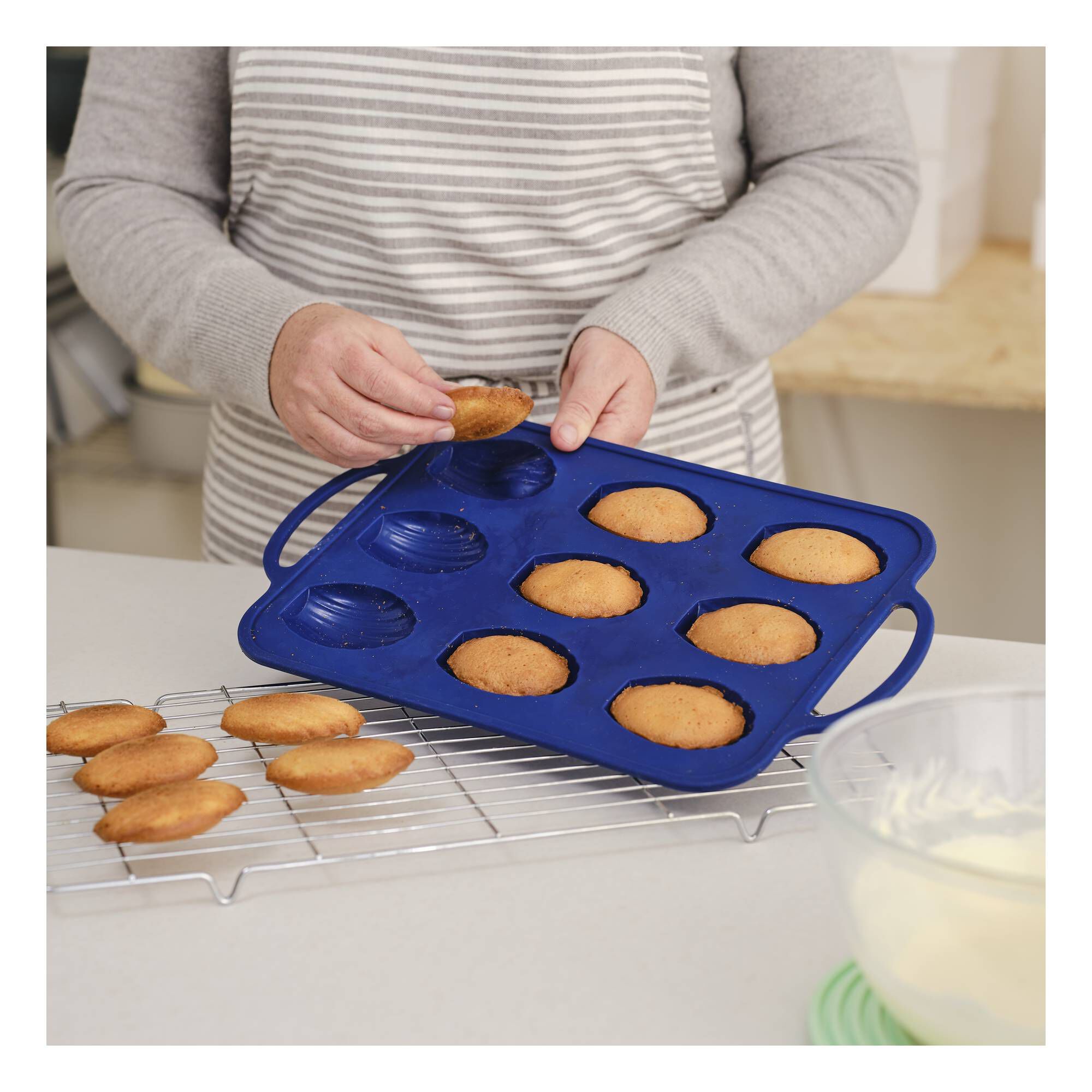 Whisk Madeleine Wireframed Silicone Bakeware | Hobbycraft