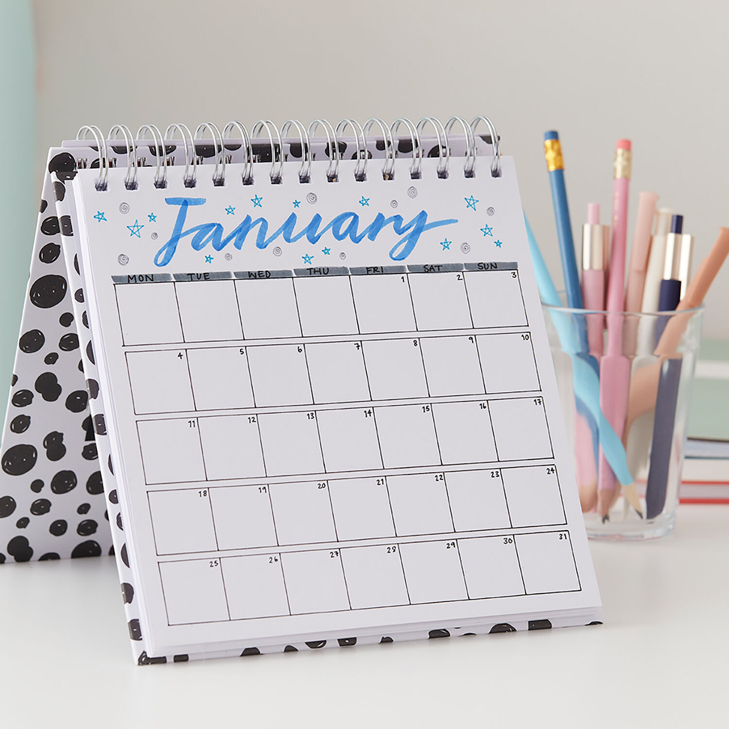 How to Make a Calendar Scrapbook | Hobbycraft