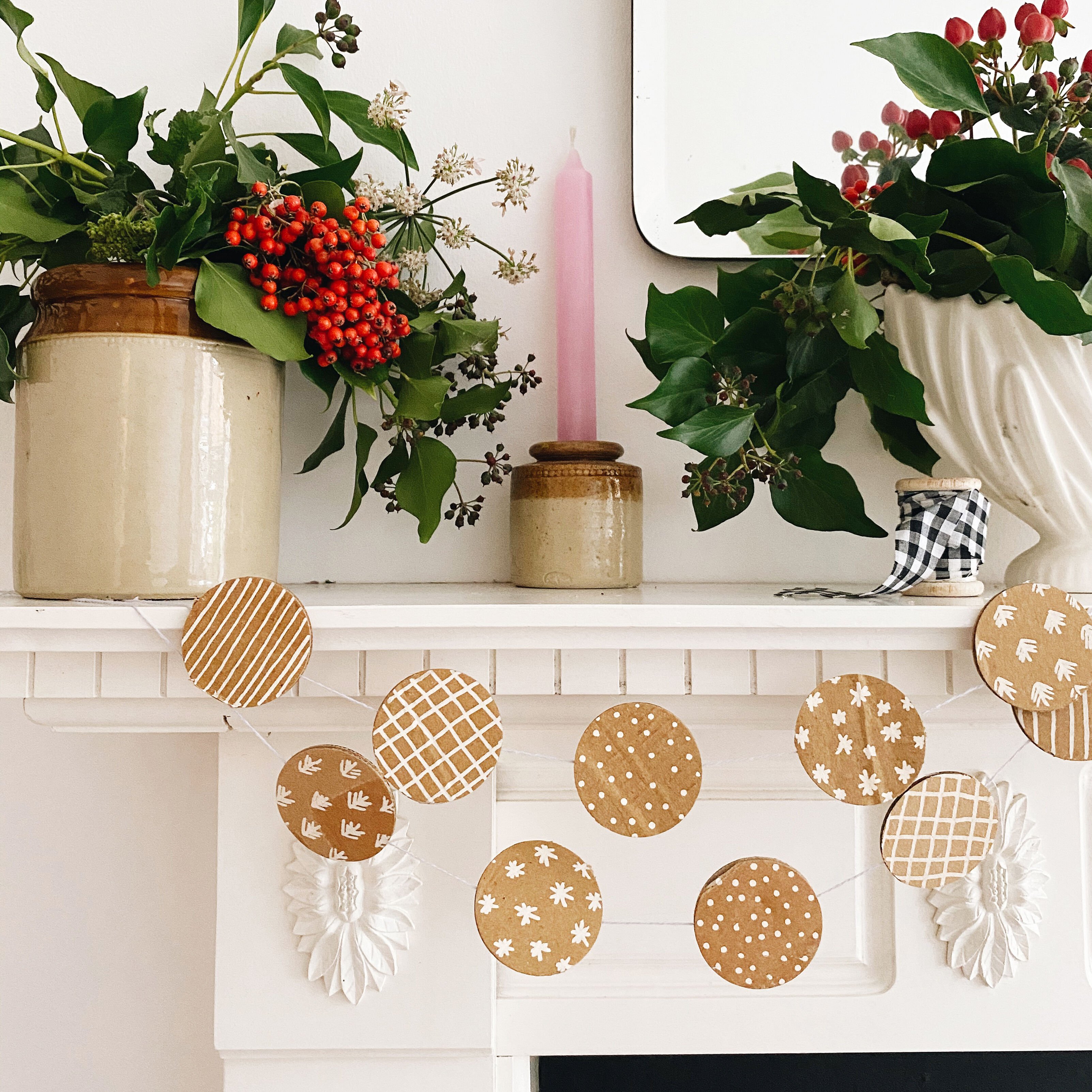 How to Make a Sustainable Paper Garland | Hobbycraft
