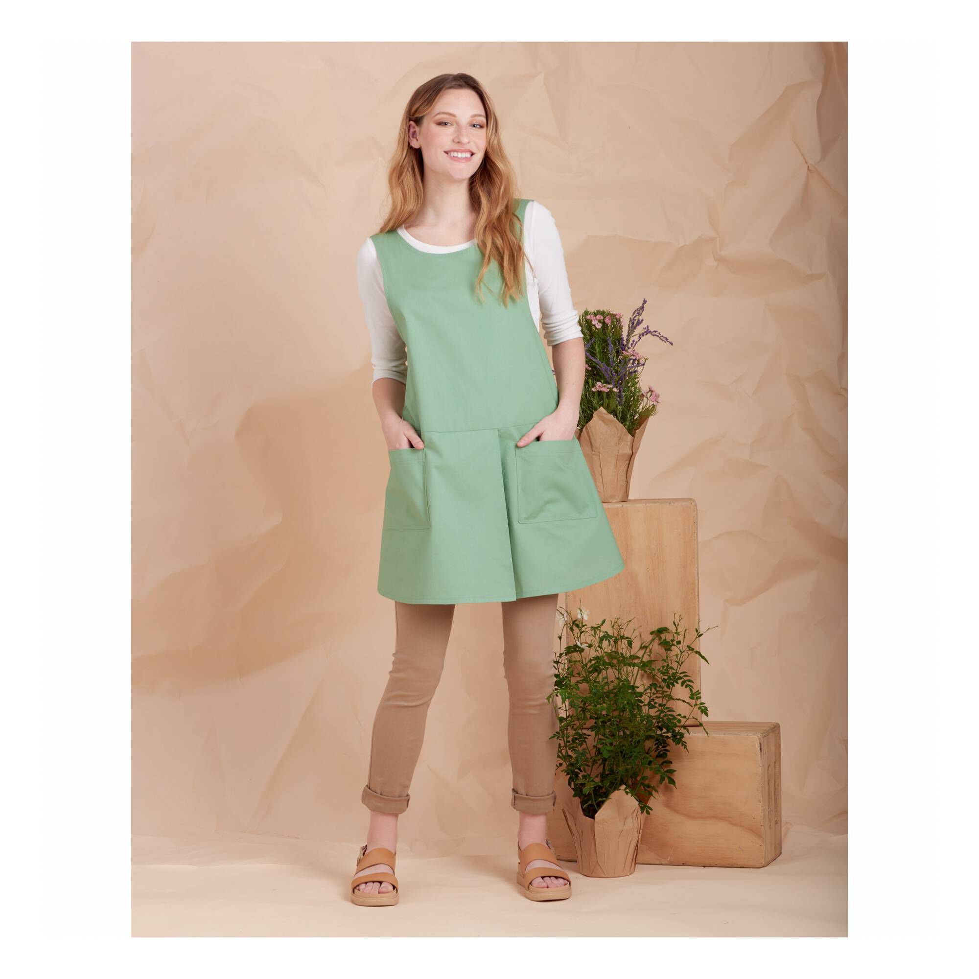 Simplicity Apron Sewing Pattern S9564 | Hobbycraft