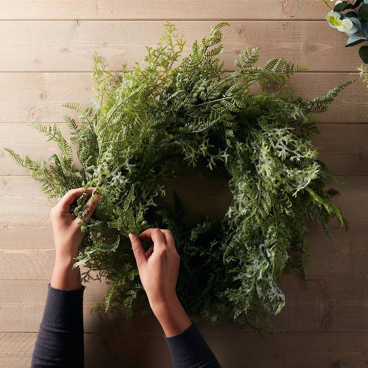 Wire Wreath Frame 20.3cm | Hobbycraft