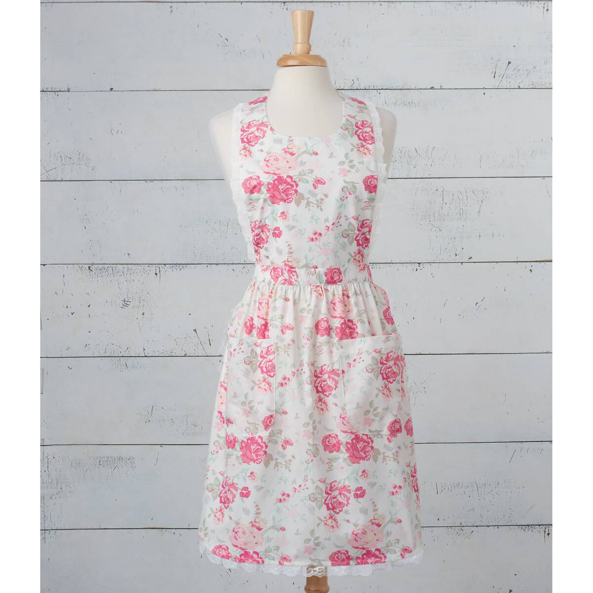 Simplicity Family Apron Sewing Pattern S9301 | Hobbycraft
