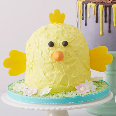 How to Make an Easy Easter Chick Cake | Hobbycraft
