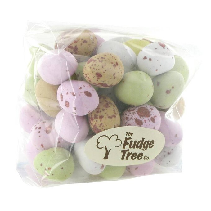 How to Make Mini Egg Macarons | Hobbycraft