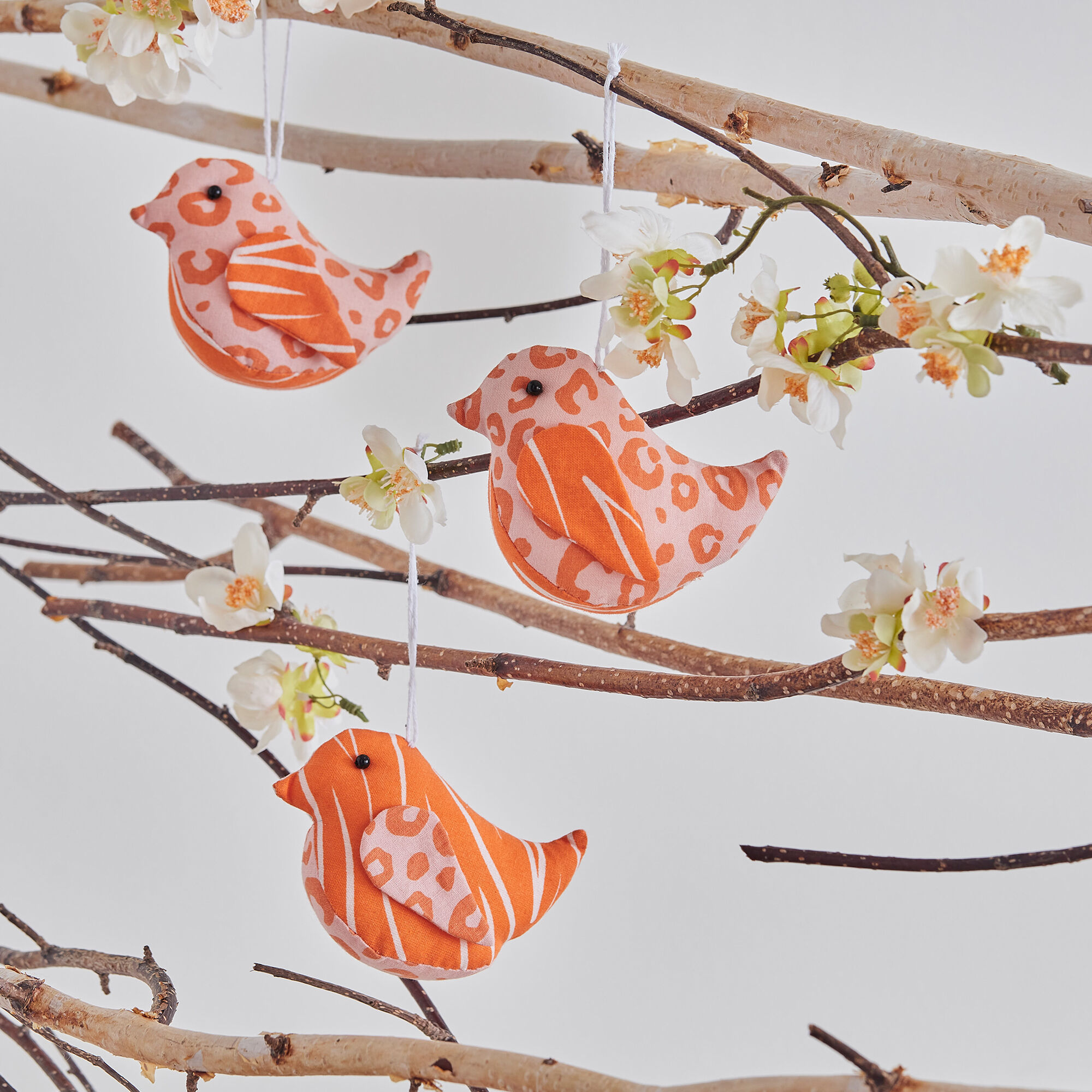 How to Make Fabric Birds | Hobbycraft