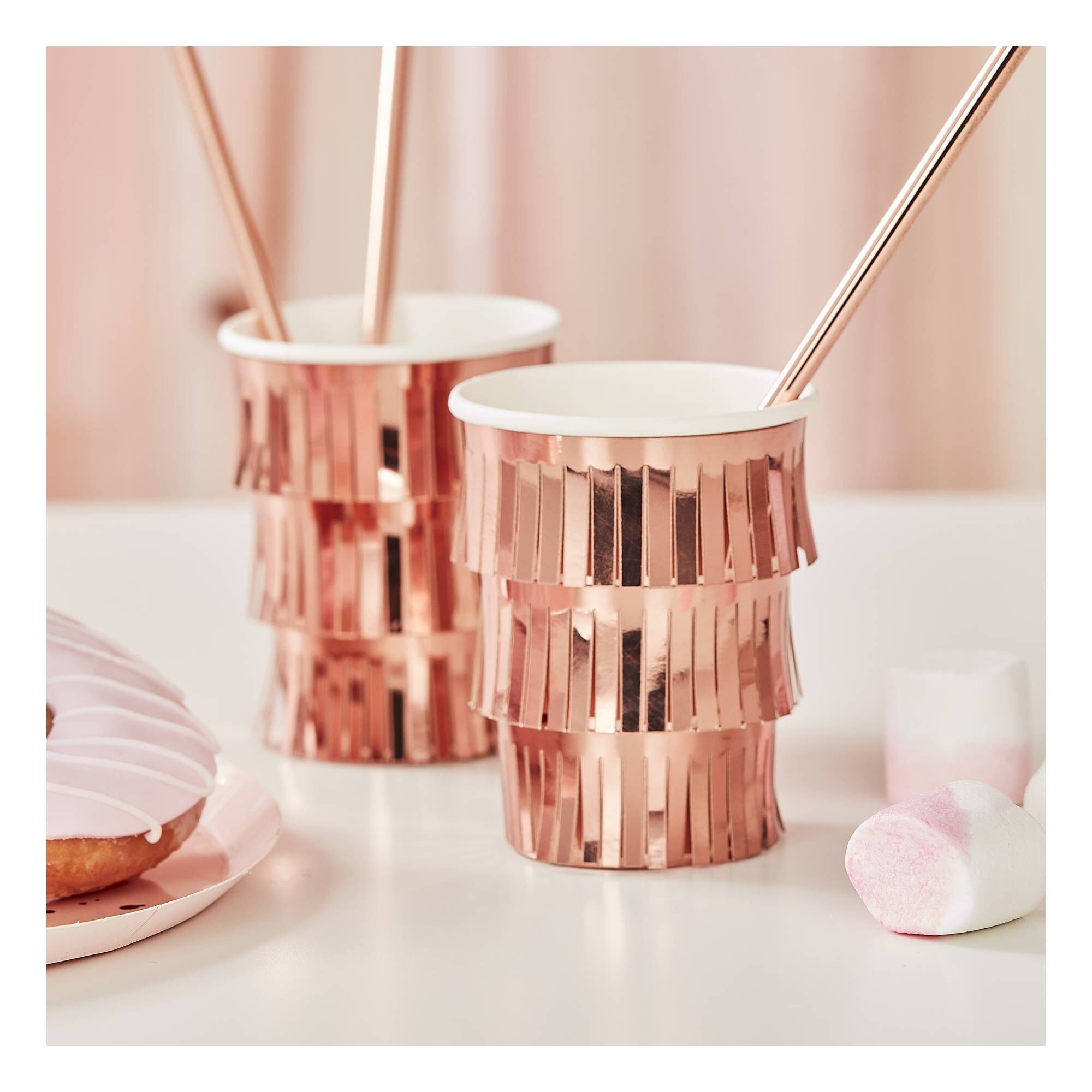 Ginger Ray Rose Gold Fringe Cups 8 Pack | Hobbycraft