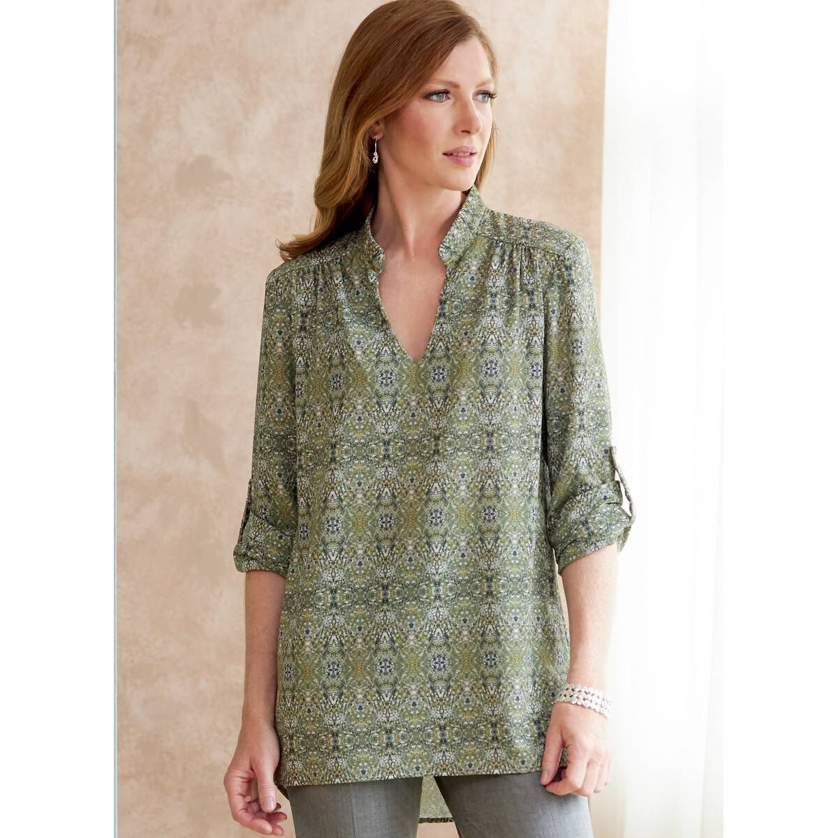 Butterick Women’s Top Sewing Pattern B6801 (18-24) | Hobbycraft