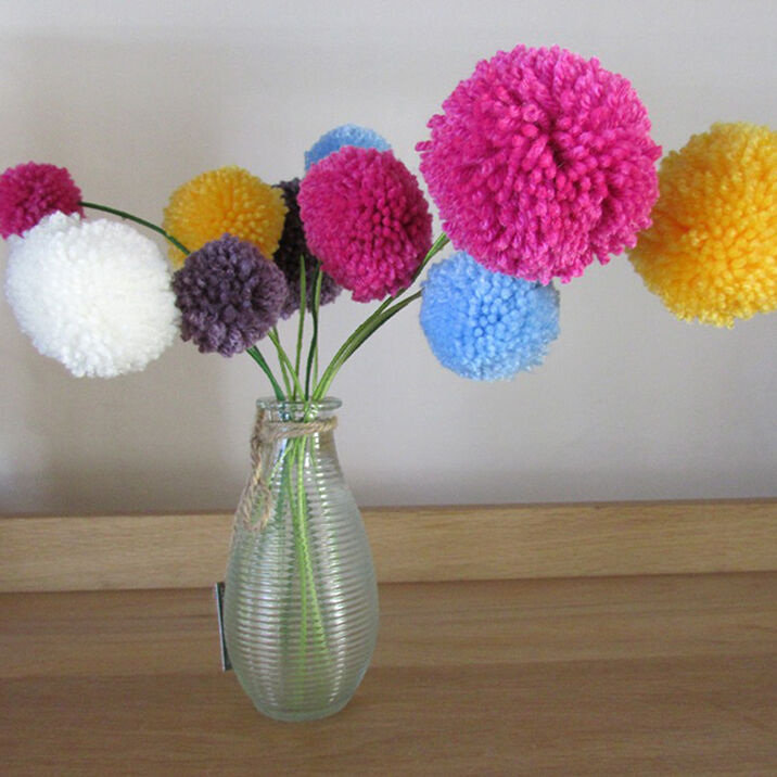 How to Make Pom Pom Flowers | Hobbycraft