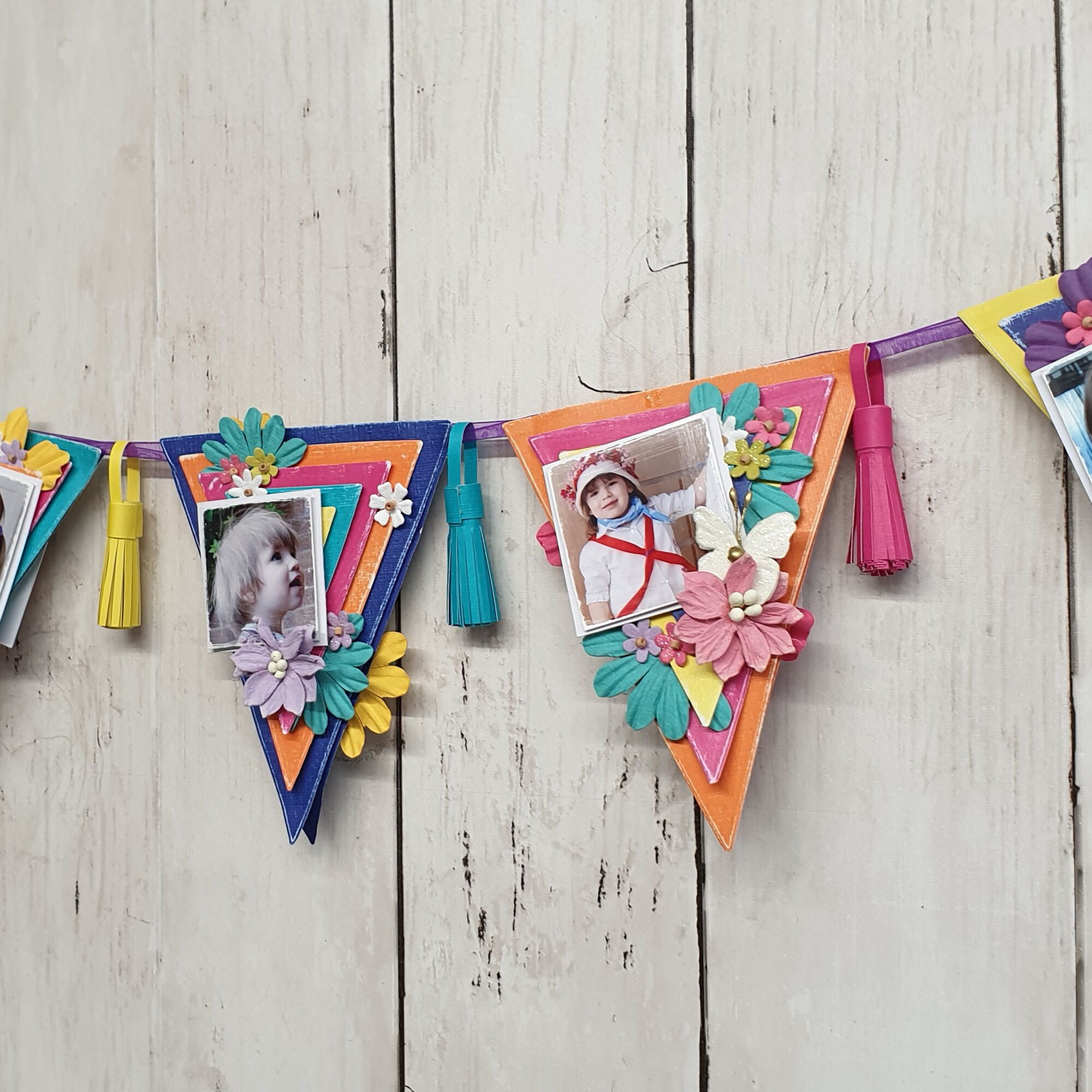 How to Make Scrapbook Bunting | Hobbycraft