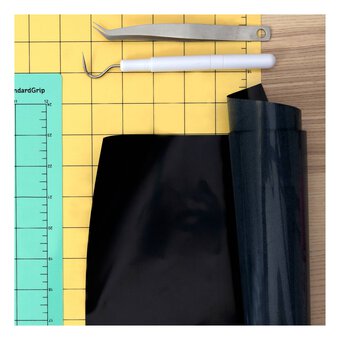 Siser Black Easyweed Heat Transfer Vinyl 30cm x 50cm | Hobbycraft