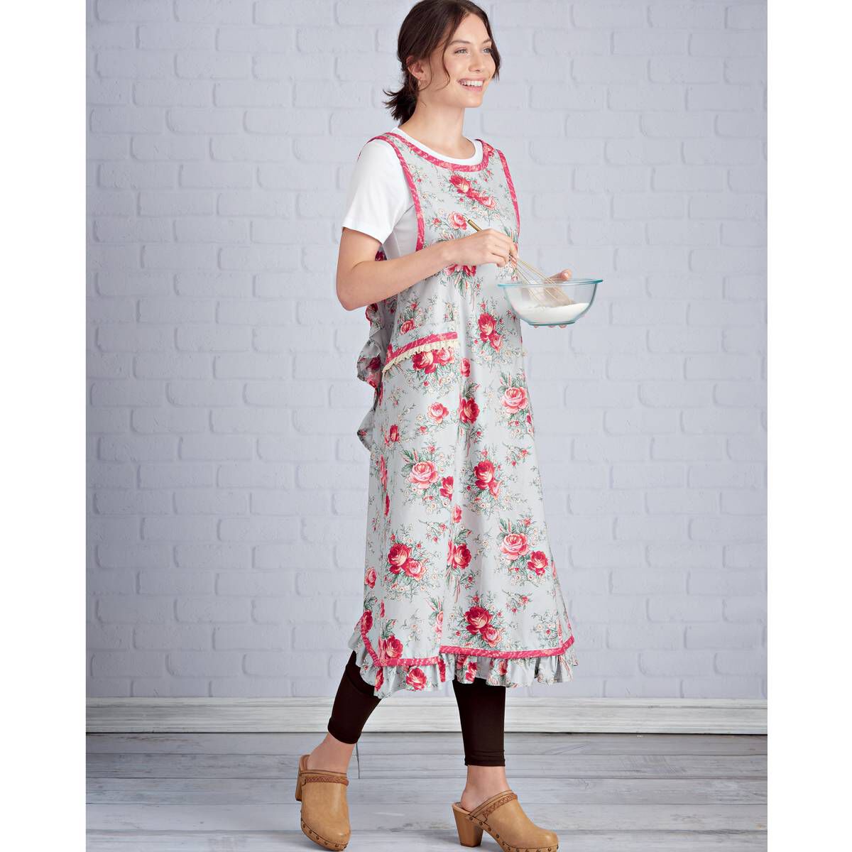 Simplicity Aprons Sewing Pattern S9312 | Hobbycraft