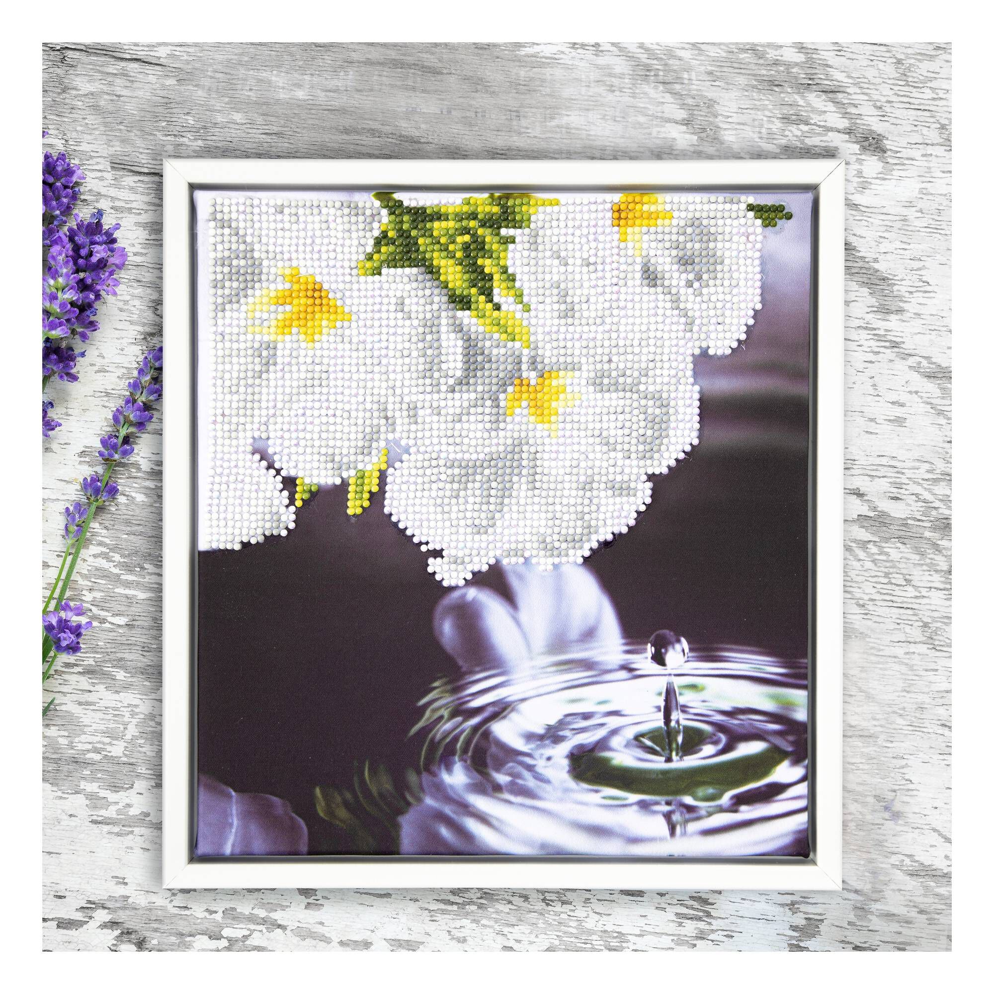 Diamond Dotz Water Droplet Kit 23cm x 25cm | Hobbycraft